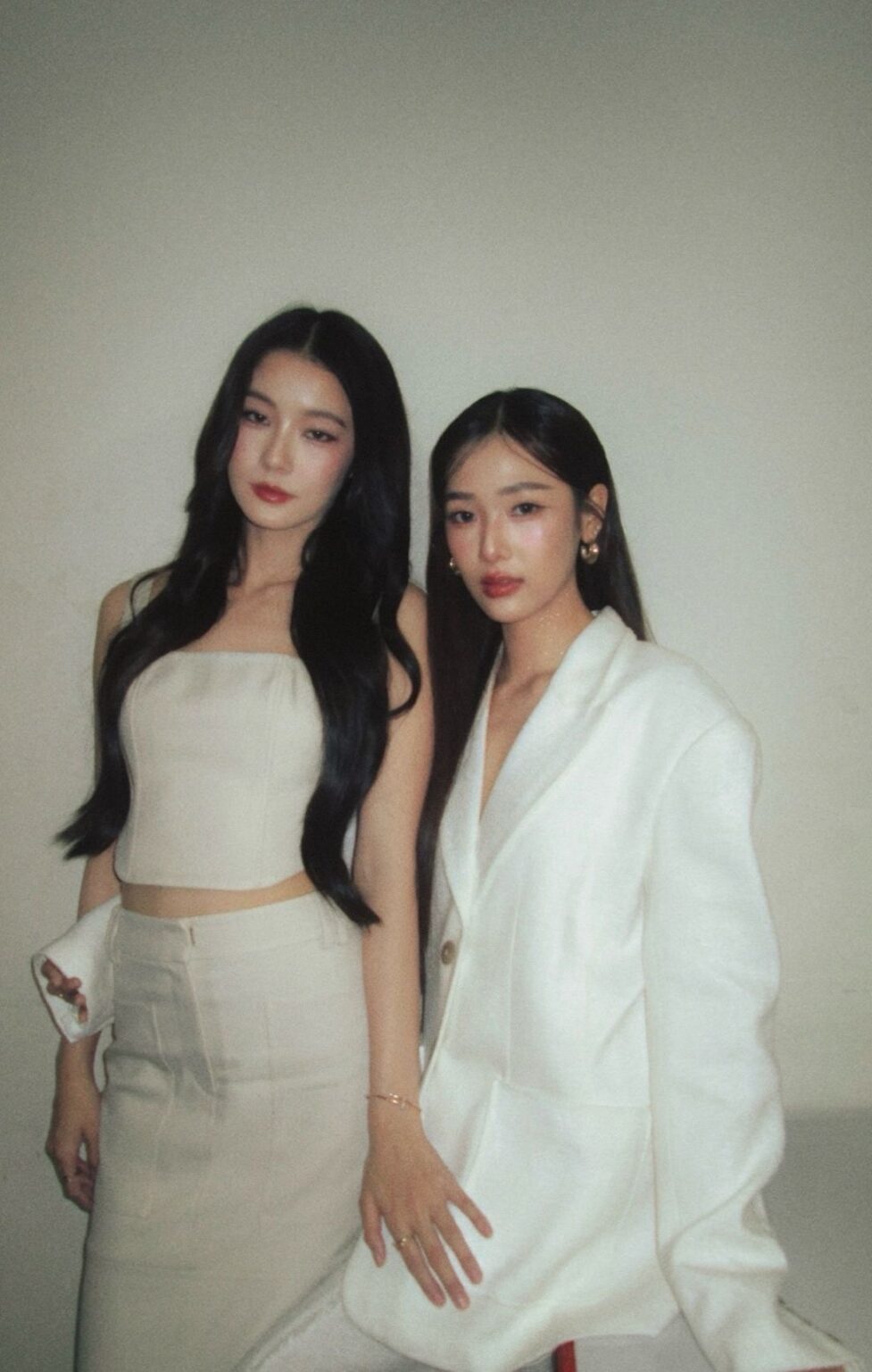 Namtan e Film falam de como os sentimentos e o respeito encontram ...